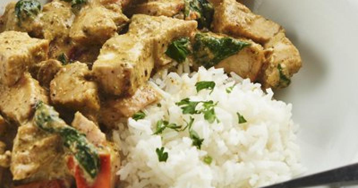 Pesto Chicken Rice Bowl | CARNATION® MILKS