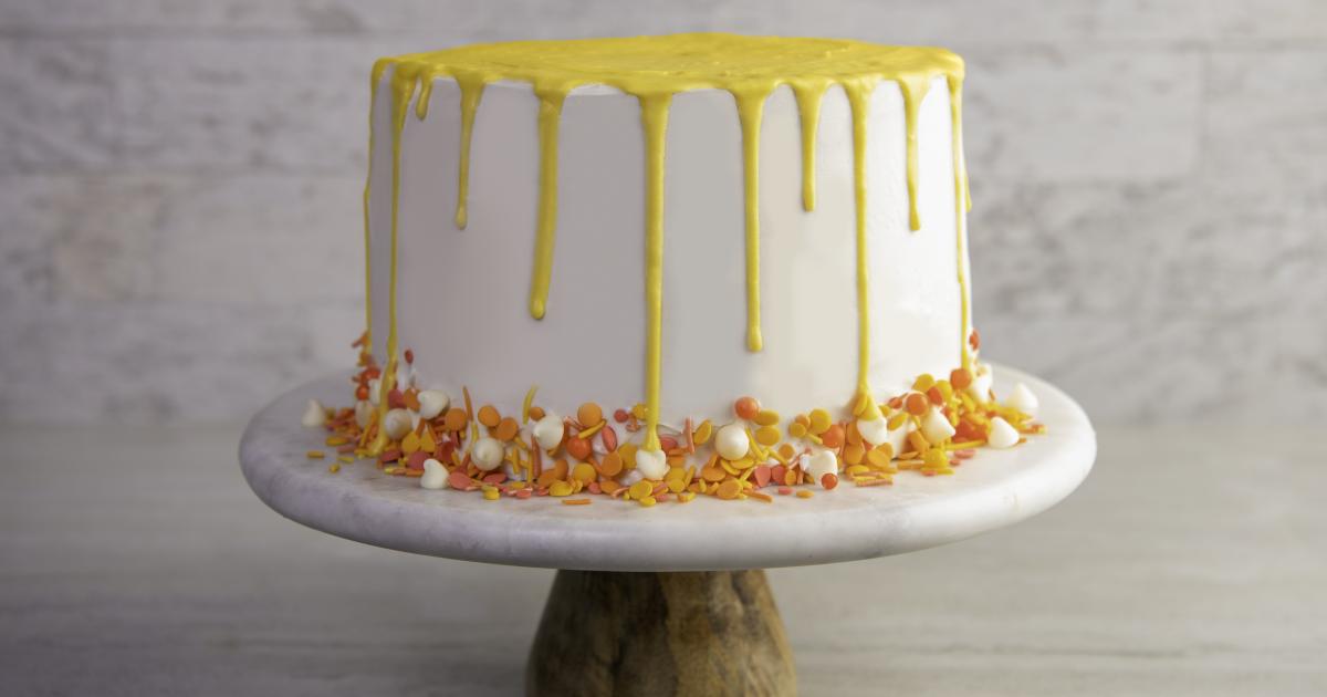 layered drip cake