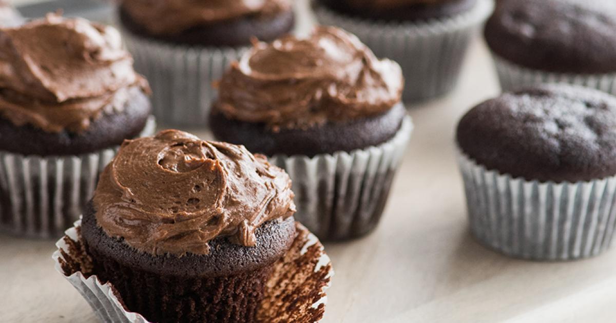Mini Chocolate Cupcakes Recipe | LIBBY'S®