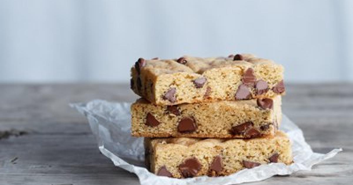 Blonde Brownies | NESTLÉ® TOLL HOUSE®