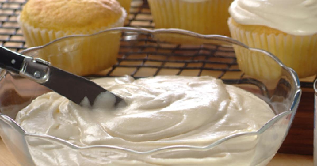 Cremosa Cobertura CARNATION® | Very Best Baking