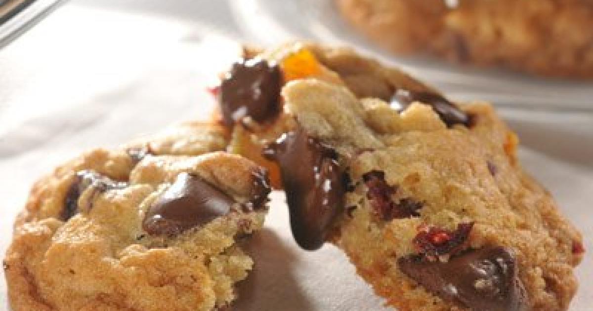 Dark Chocolate Chip & Trail Mix Cookies | Very Best Baking