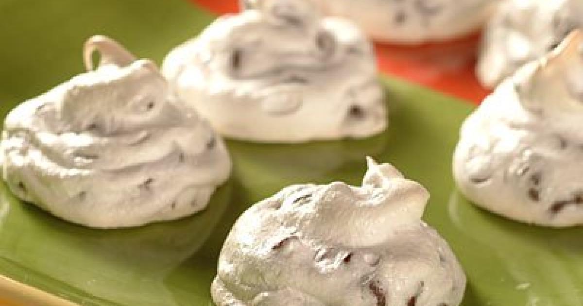 Merengues con Mini Trocitos | Very Best Baking